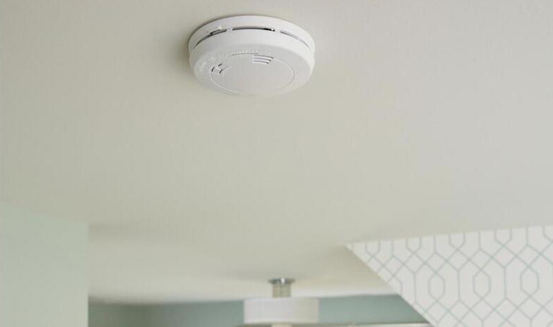 How to Choose the Best Smoke Detector for Your Home | DK Hardware